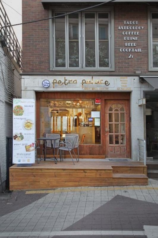 Top 10 Must-Try International Dishes in Itaewon for Food Lovers - Stay ...