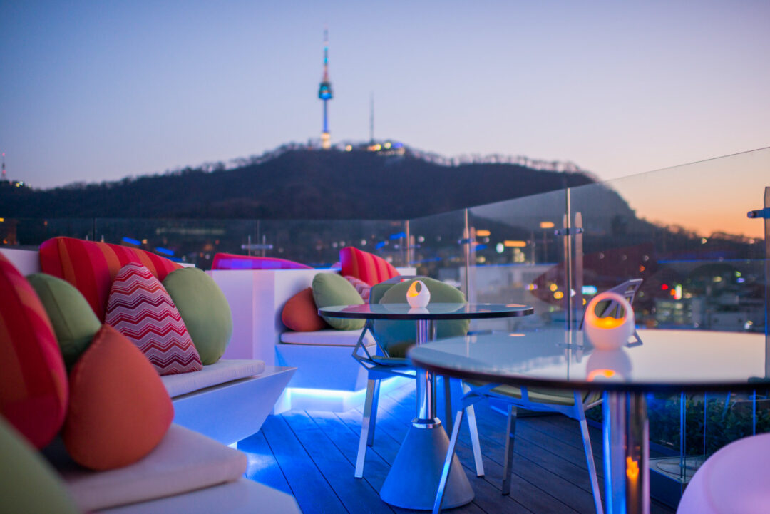 Top 10 Rooftop Bars in Seoul for a Breathtaking Night View – Stay Korea